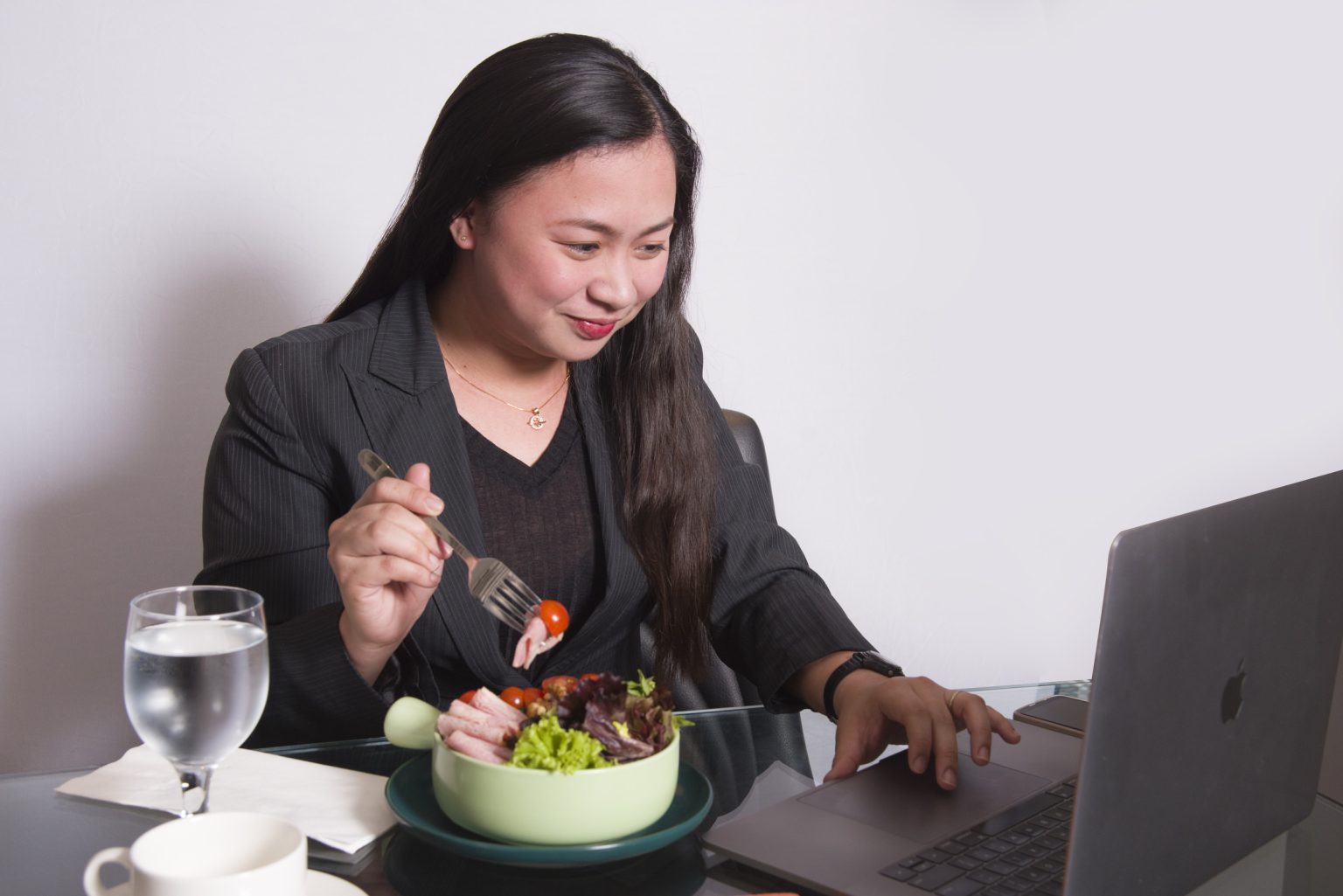 What Kinds of Food Make People Productive? - Astoria Culinary and ...
