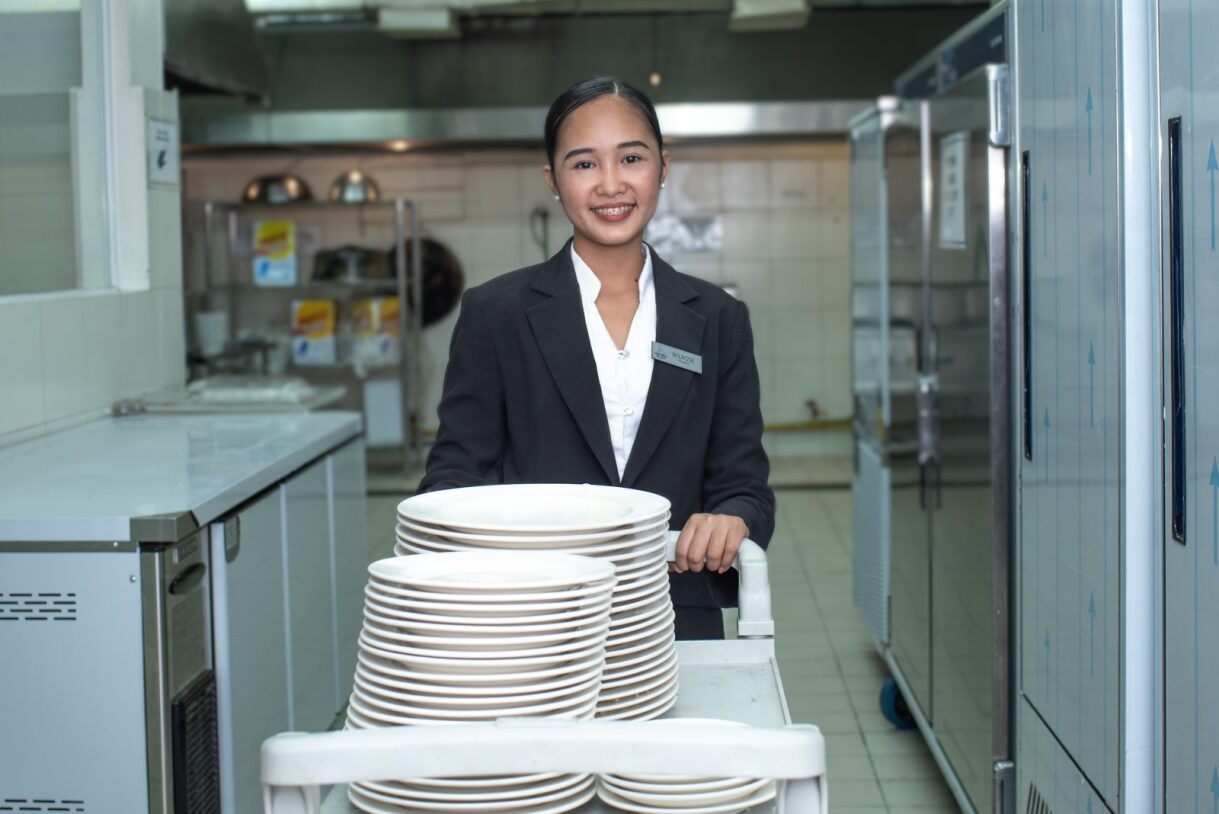 Life at Sea: A Day in the Shoes of a Cruise Ship Employee - Astoria ...